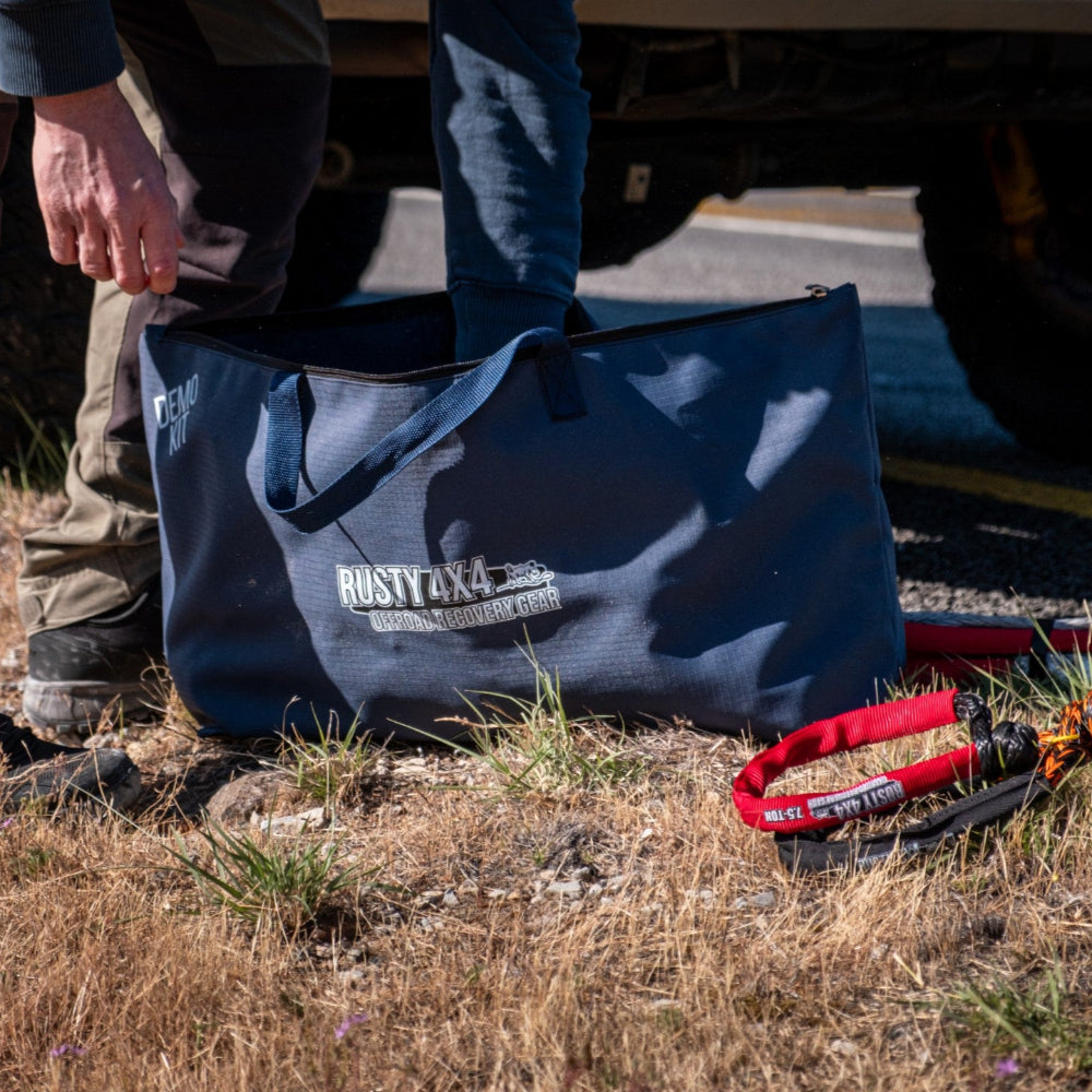 Rusty 4x4 Offroad Recovery Gear